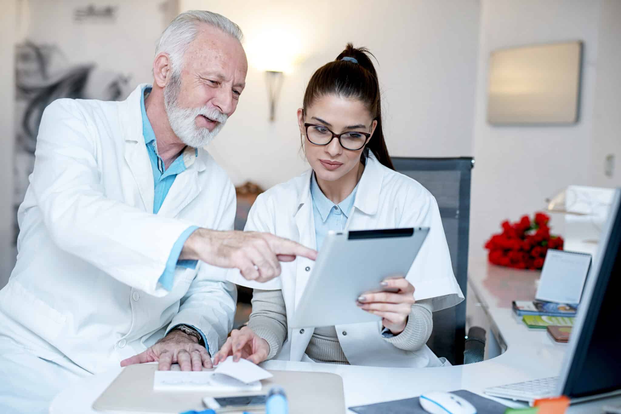 Ophthalmologic Medical Assistants: Salary, Duties, & More